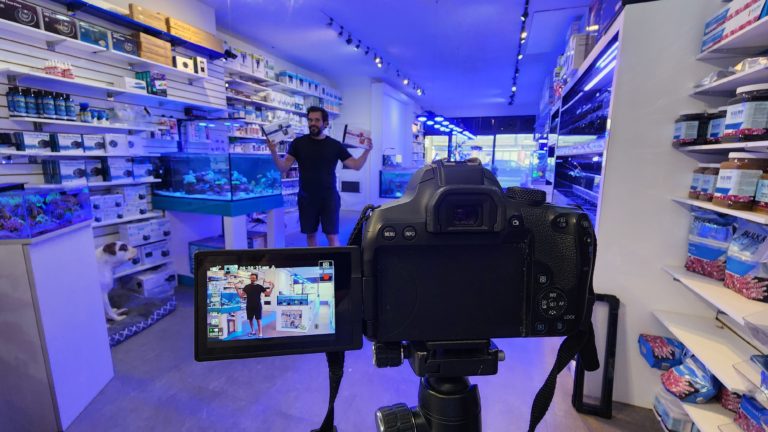 Fragbox: Canada's Best Coral Frags and Saltwater Fish Store.